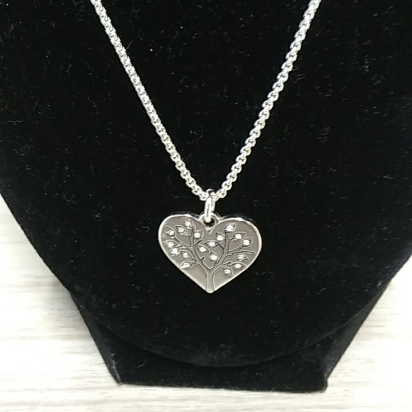 la cn | Jewelry | La Cn Silverstone Chain And 3 Charms Looks New | Poshmark